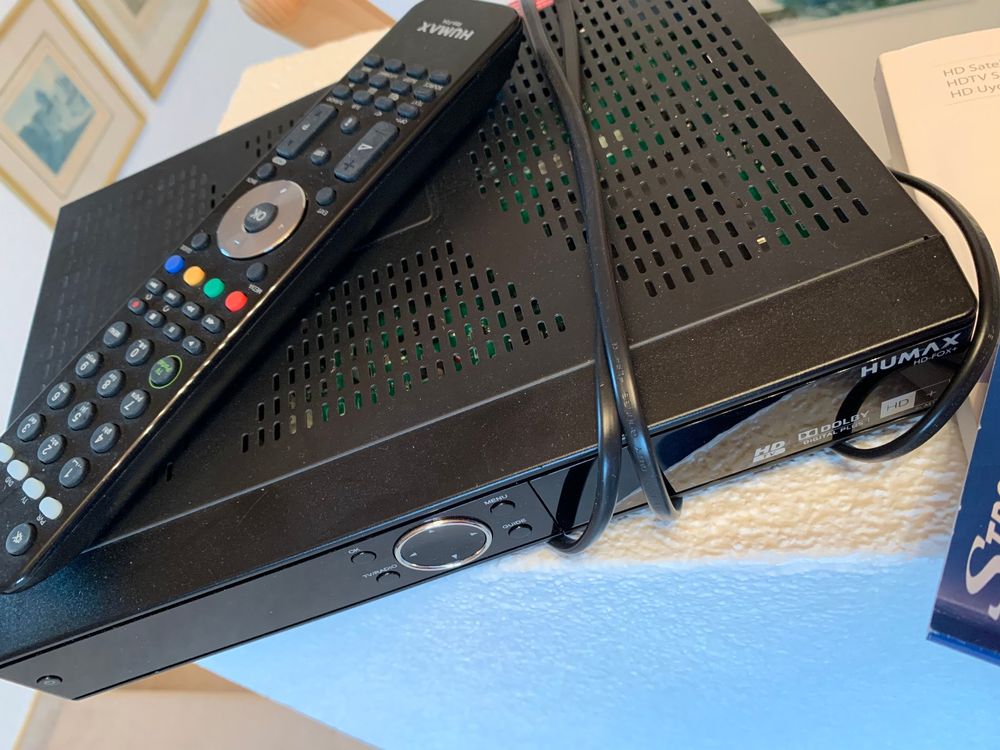 Digital Satellite Receiver (Satelliten-Empfänger) (Neu (gemäss ...