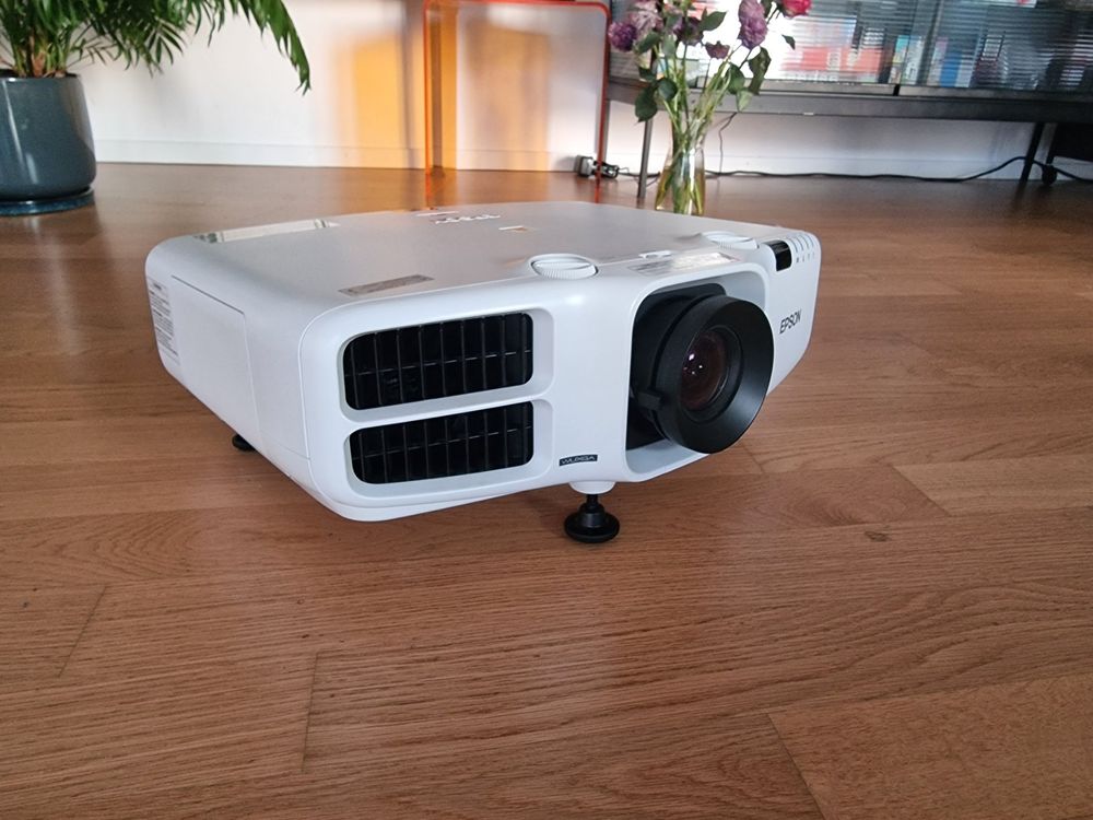 Epson EB-G6450WU Beamer Full HD (Gebraucht) in Dietikon für CHF 455 ...