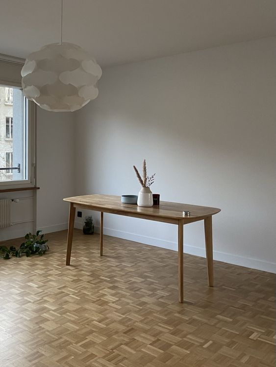 Schöner Esstisch Eiche massiv (Gebraucht) in Basel für CHF 250 – nur Abholung auf Ricardo kaufen