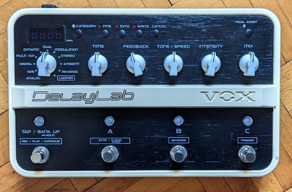 VOX DelayLab Digital Stereo Delay (Gebraucht) in Zürich für CHF 81 – mit Lieferung auf Ricardo ...