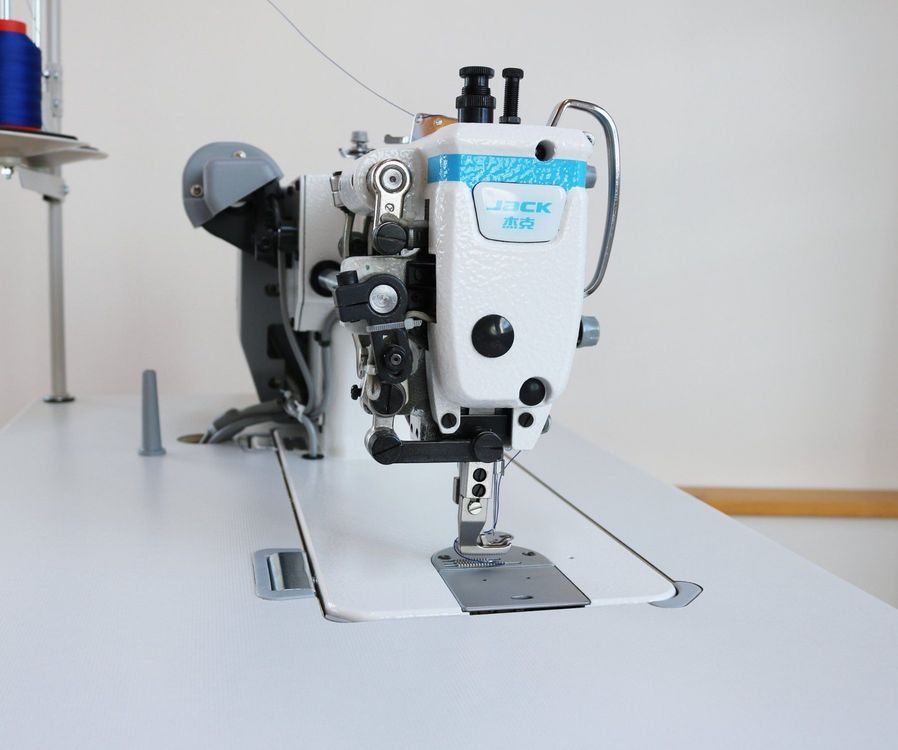 Leder/Polster Industrienähmaschine JACK H6-CZ-4, Neu (Neu und originalverpackt) in Rehetobel für ...