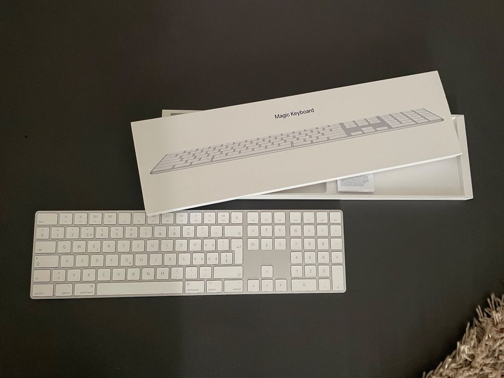 Apple Magic Keyboard weiss (Gebraucht) in Steffisburg für CHF 53 – mit ...