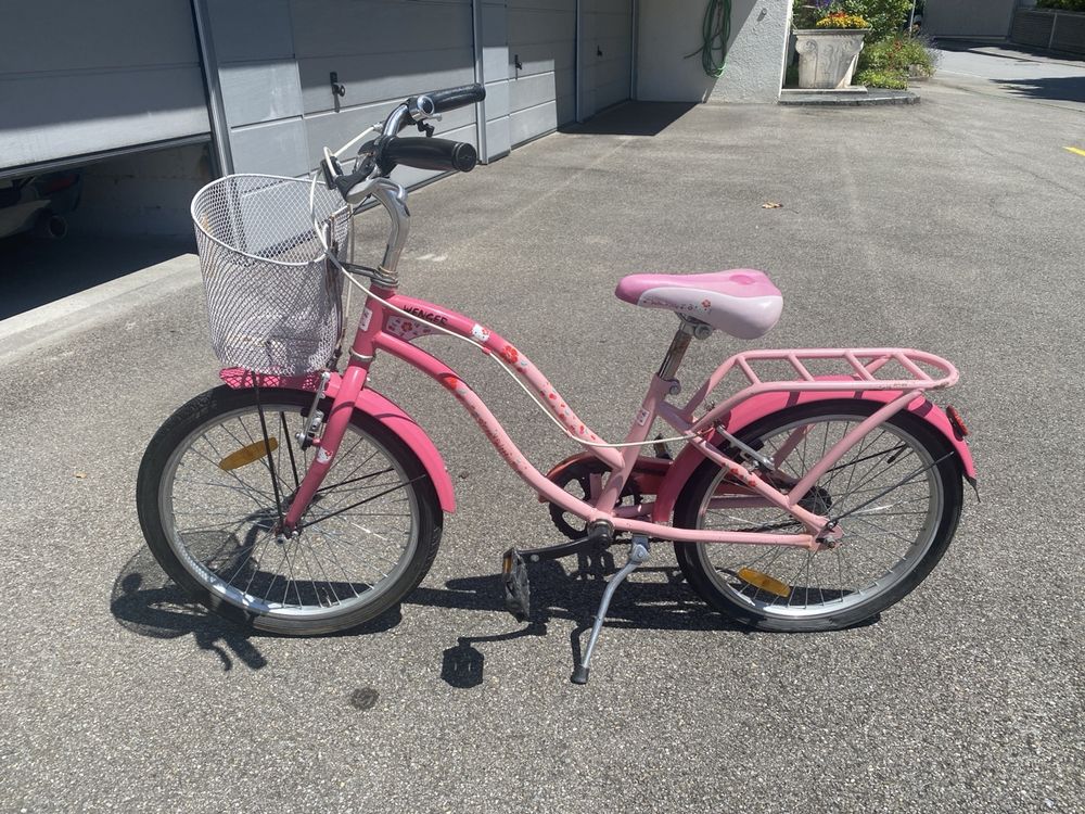 Cute Hello Kitty Girls Bike / ️iges Mädchenfahrrad (Gebraucht) in Weggis für CHF 1 – nur ...