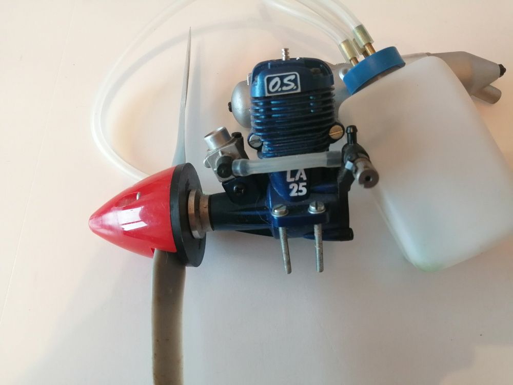 O.S MAX/ LA25 Motor | Kaufen auf Ricardo