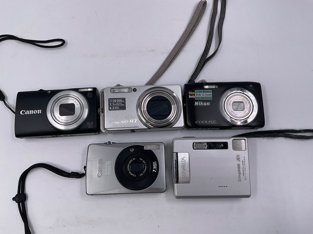 Lot Fotoapparate (Gebraucht) in Sirnach für CHF 32 – mit Lieferung auf ...