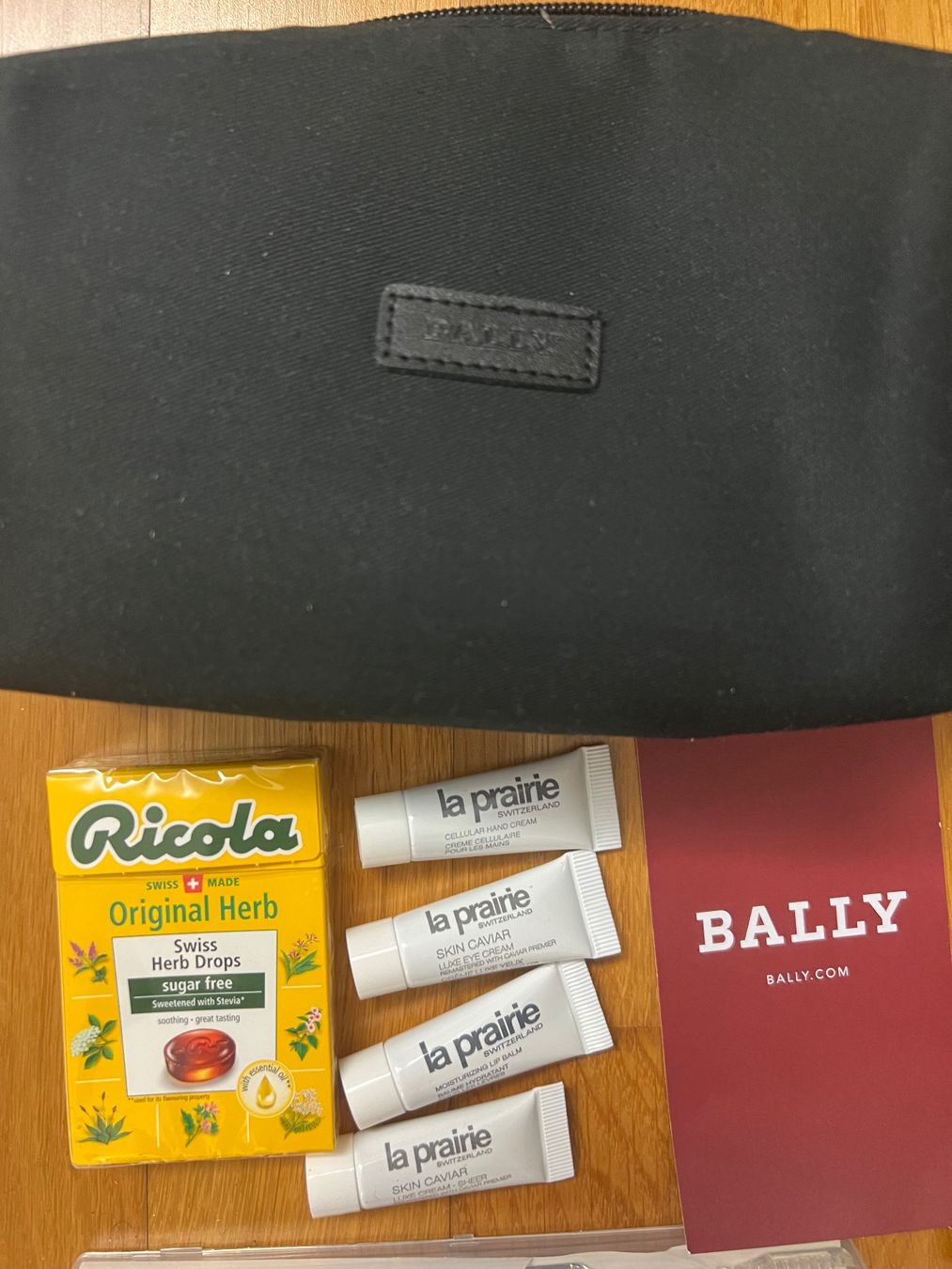 Swiss First Class Bally La Prairie Amenity Kit Necessaire (Neu und ...