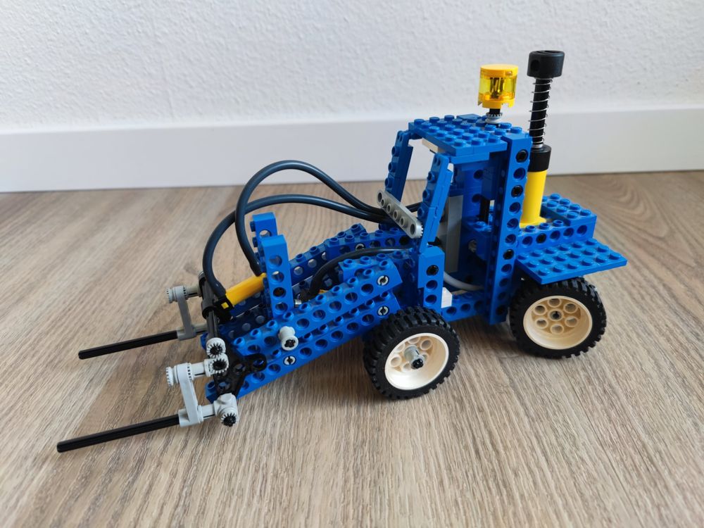 VK Lego Technic Pneumatic Gabelstapler (8042) | Kaufen auf Ricardo