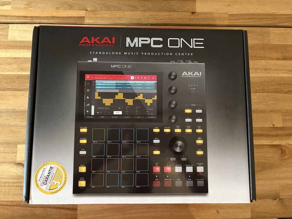 AKAI MPC One + AKAI MPK Mini (Special Edition Gray) (Gebraucht) in ...