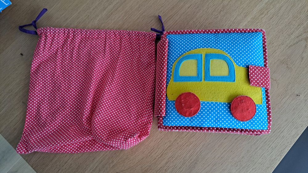 Jolly designs Quiet Book - Das Rennauto | Kaufen auf Ricardo