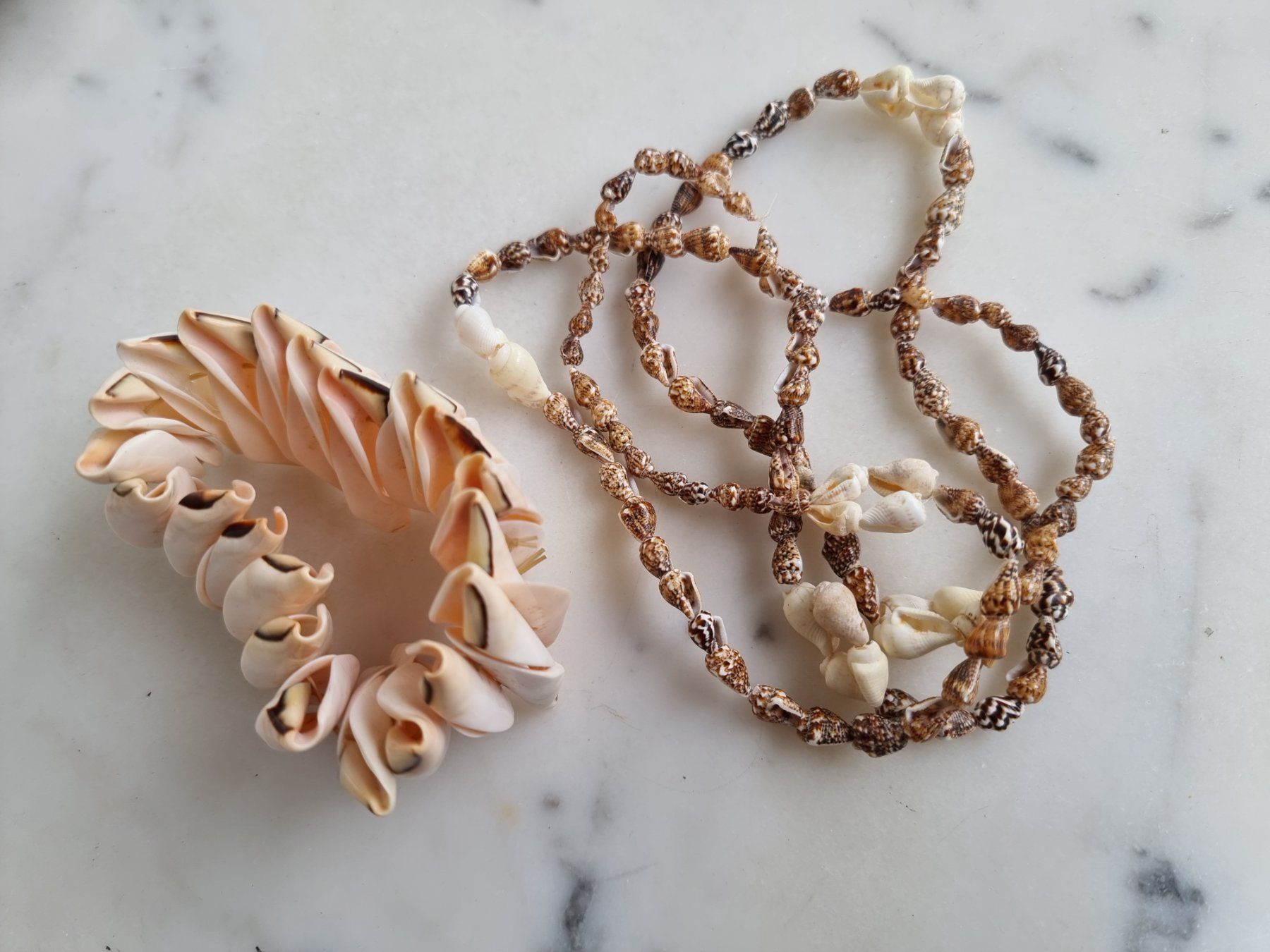 Schmuck aus Muscheln - 623 (Gebraucht) in Wald ZH für CHF 3.6 – mit ...