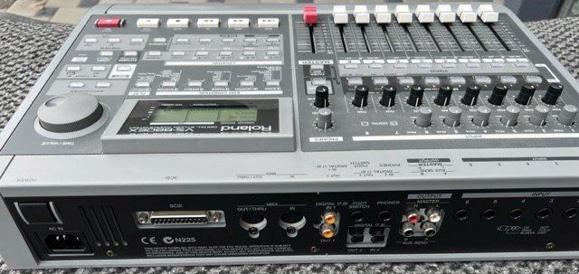 Roland studio intégré VS-880EX Digital Workstation (Gebraucht) in ...