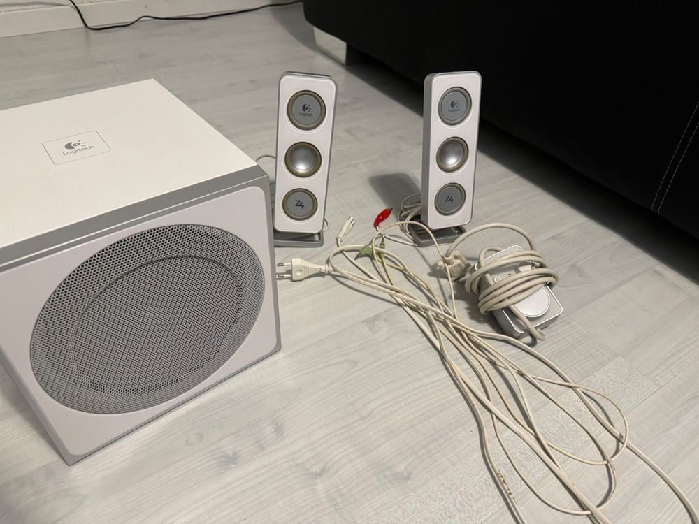 Logitech Z4 2.1 Soundsystem | Kaufen auf Ricardo