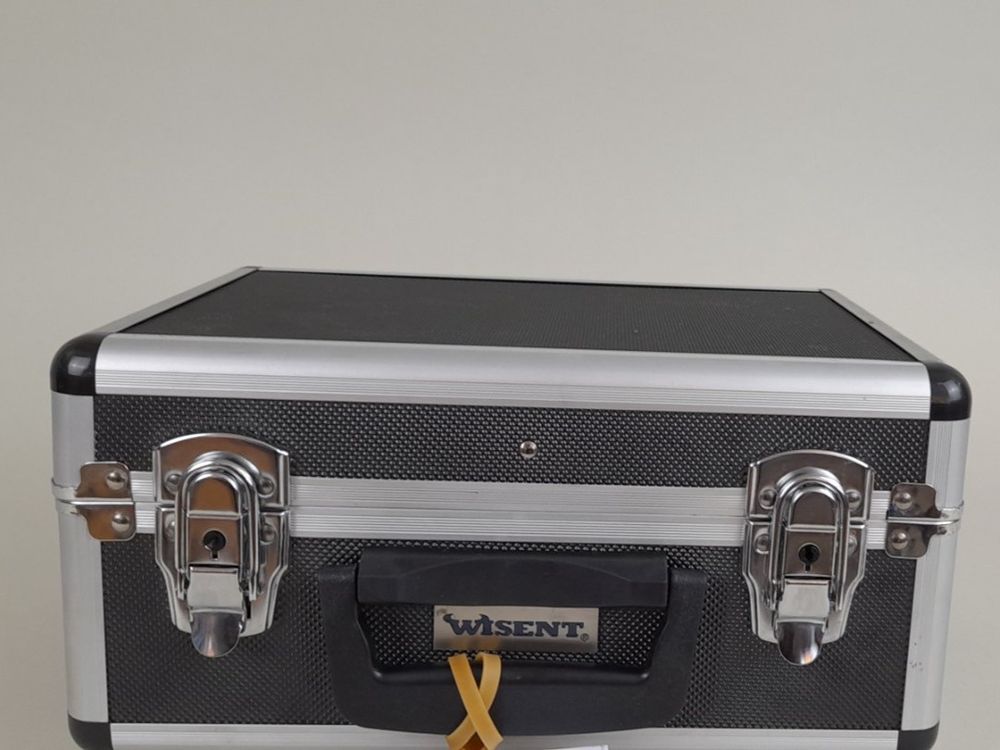 WISENT Werkzeugkoffer (Gebraucht) in für CHF 9 – mit Lieferung auf ...