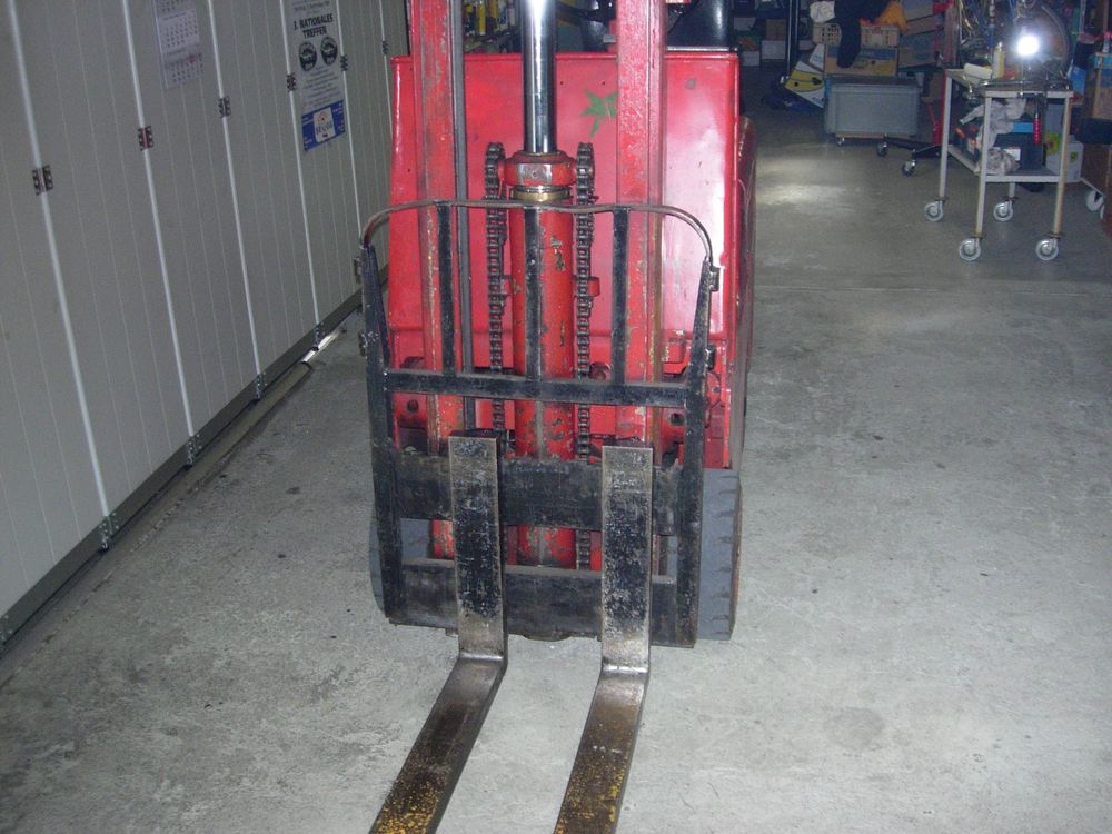 Gabelstabler/Hubstabler/Lifter CLARK (Gebraucht) in Hagneck für CHF ...