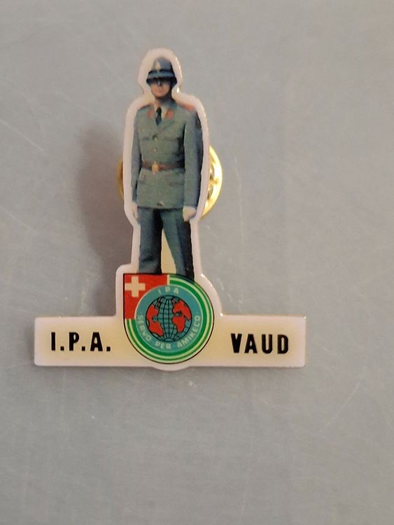 Pin's police I.P.A. Vaud numéroté - numéro 296 | Kaufen auf Ricardo