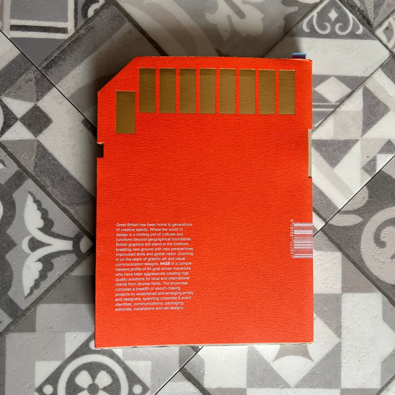 Graphic design - 64 GB, Bright New Creatives from GB (D'occasion) à ...