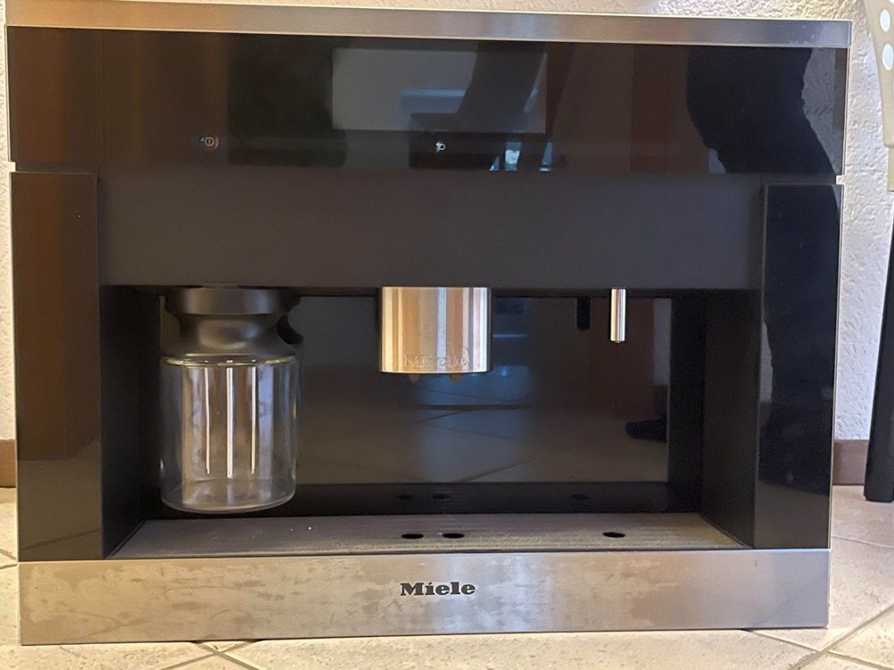 Machine à café Miele encastrable CVA6805 (Defekt) in Chavannes-sur ...