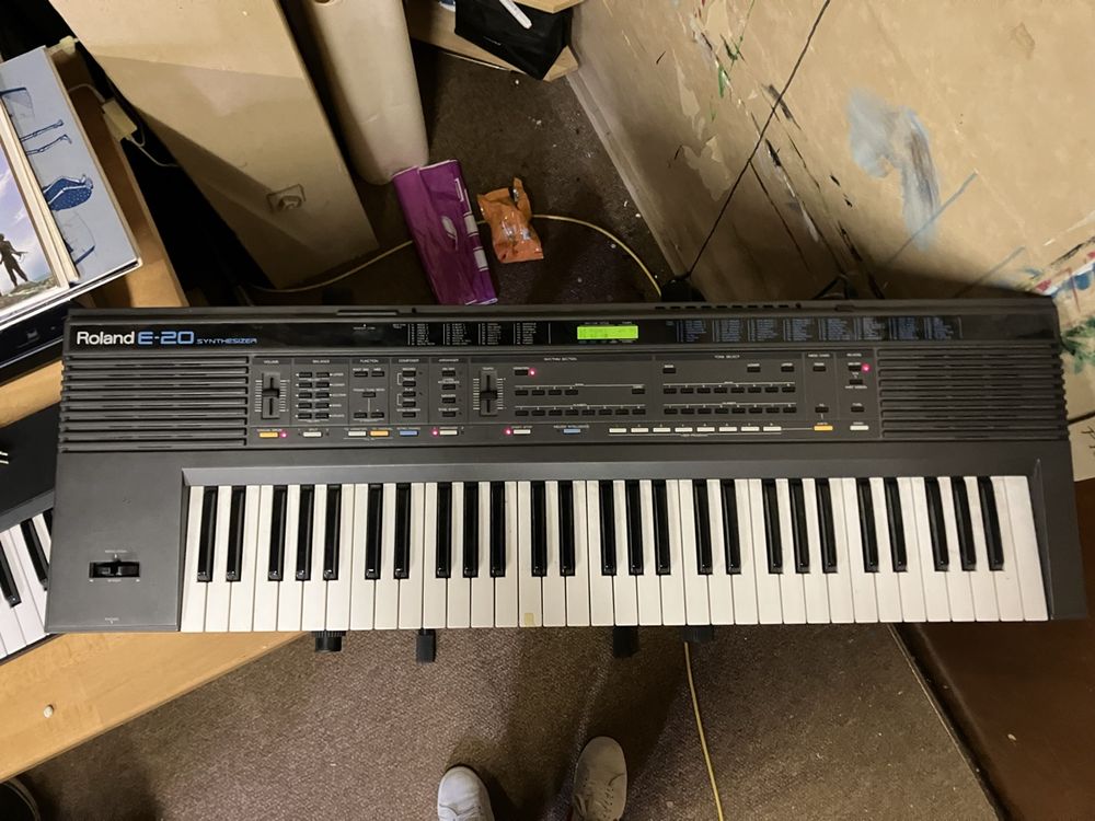 Roland E-20 Synthesizer (Gebraucht) in Bern für CHF 50 – nur Abholung auf Ricardo kaufen