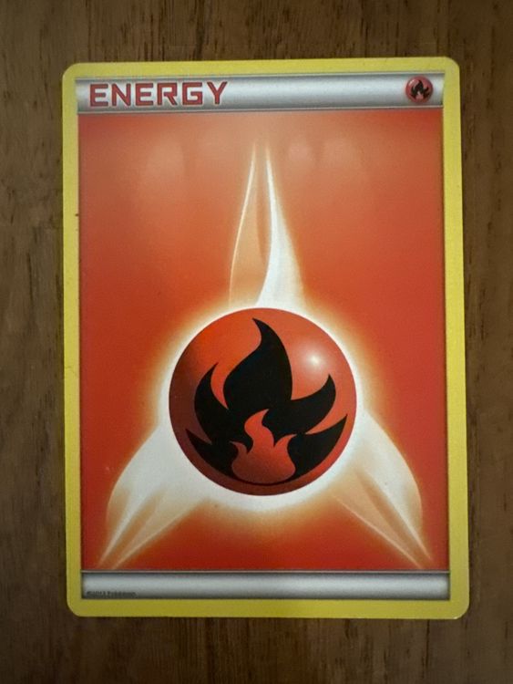Fire energy pokemon (Neu (gemäss Beschreibung)) in Oberägeri für CHF 40 ...