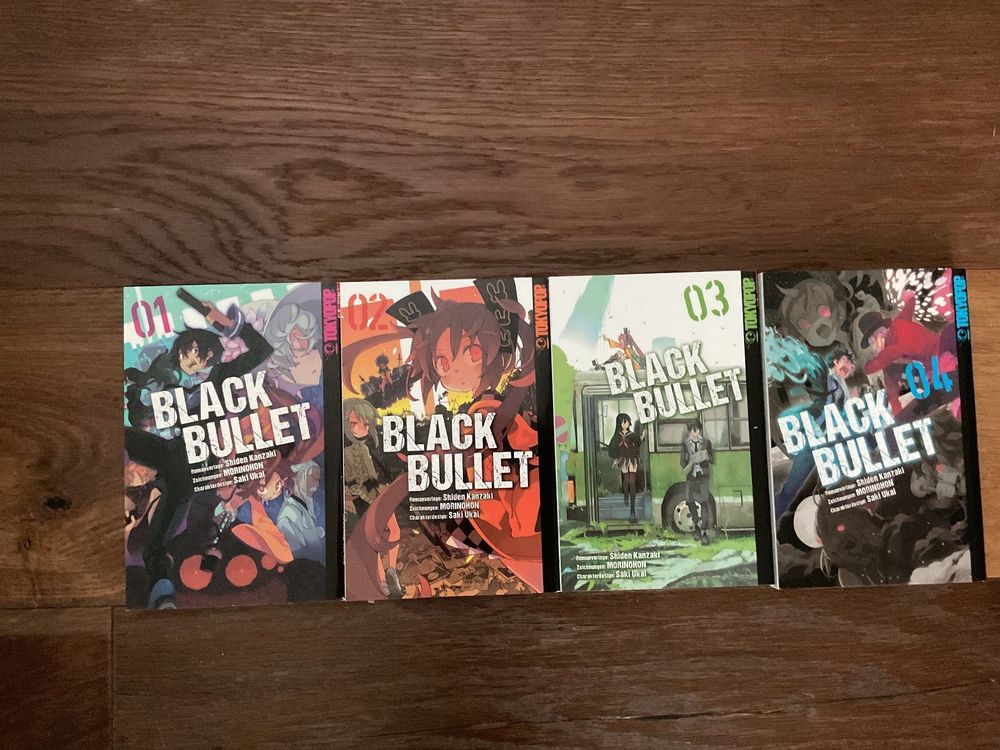 Black Bullet Band 1-4 (Komplett) (Neu (gemäss Beschreibung)) in Grindel ...