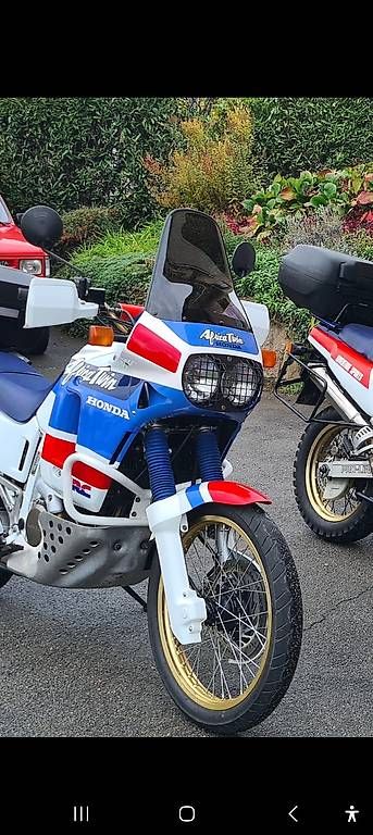 Bulle moto Ermax Rally Africa Twin 650 RD03 (D'occasion) à Corseaux ...