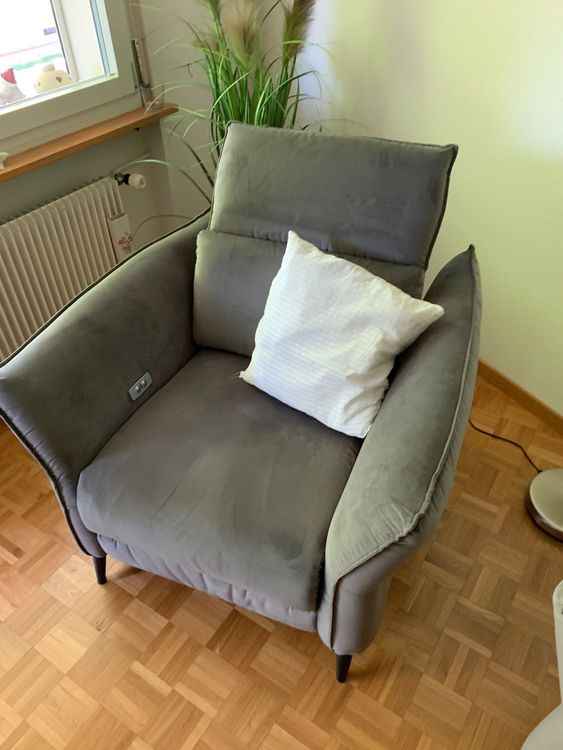 Sessel Sofa (Gebraucht) in Oberhasli für CHF 2 – nur Abholung auf Ricardo kaufen