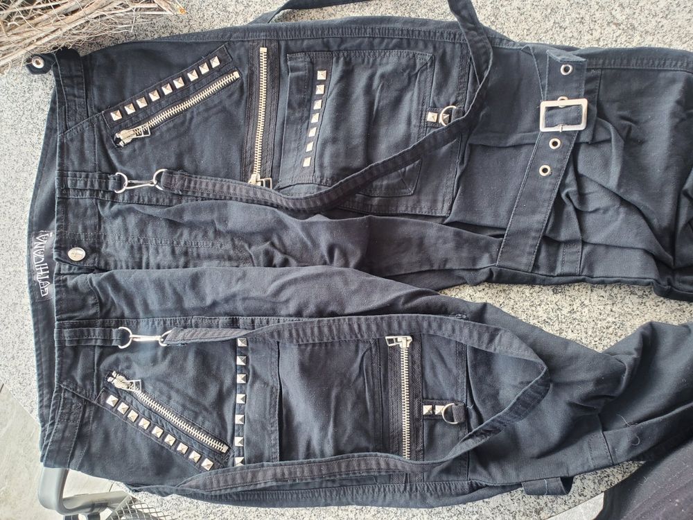 Hosen GOTHICANA Gr38/XL (Neu und originalverpackt) in für CHF 20.5 ...