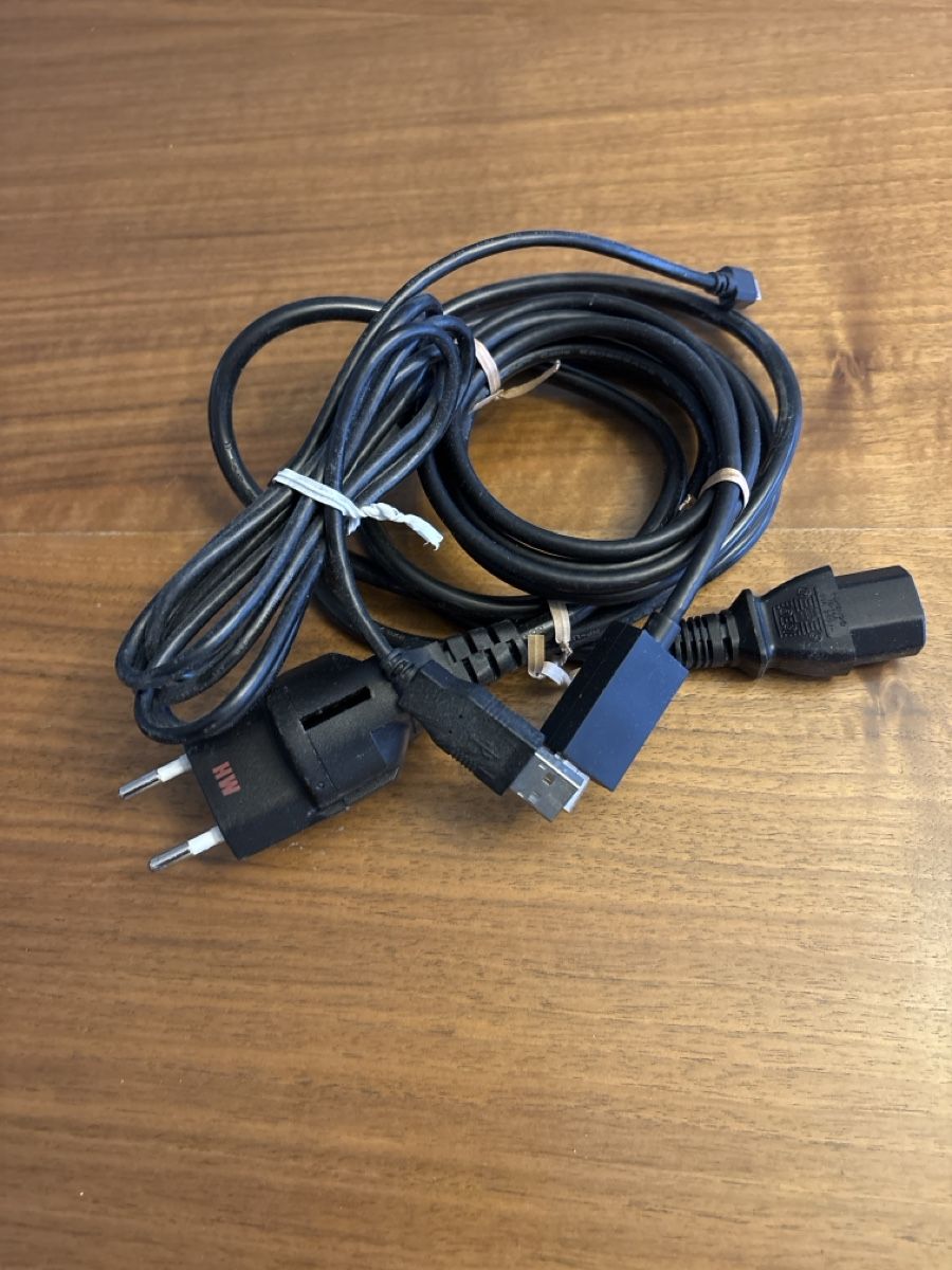 Sony Playstation 4 Pro - Konsole mit Controller Top Zustand! (Gebraucht ...