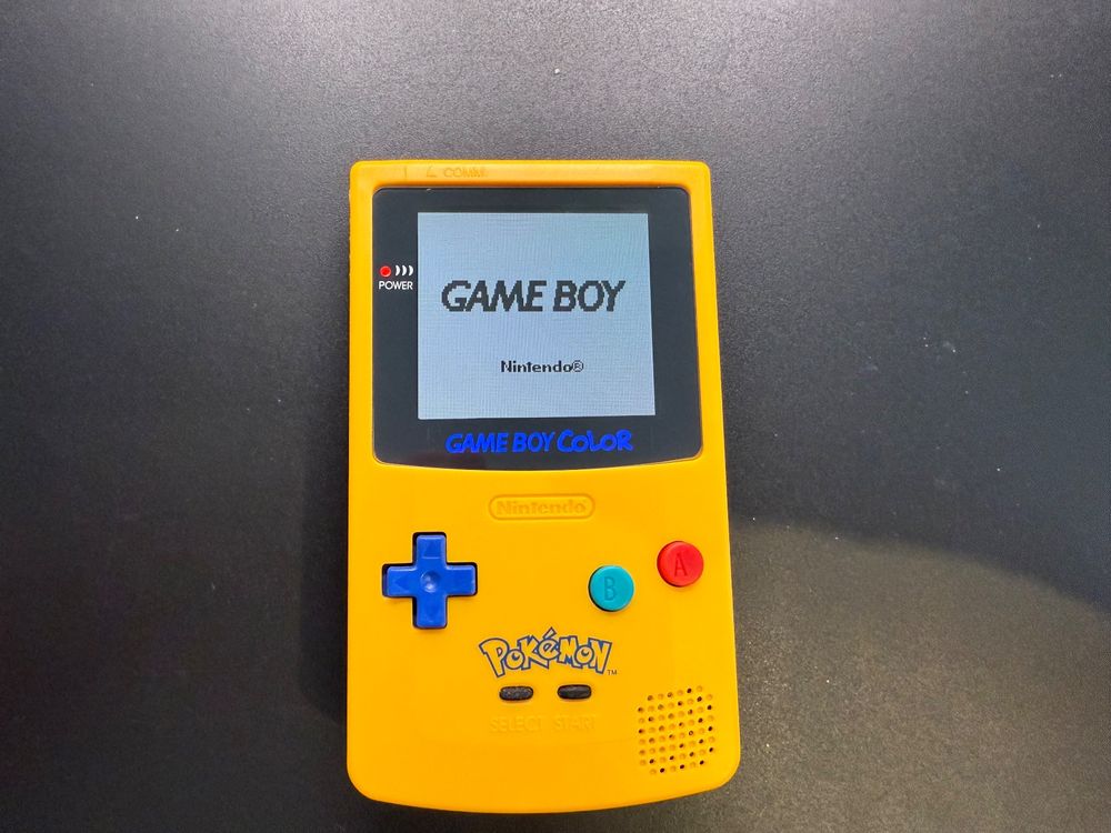 Game Boy Color - Pokémon Edition - IPS Display (Gebraucht) in Inwil für ...