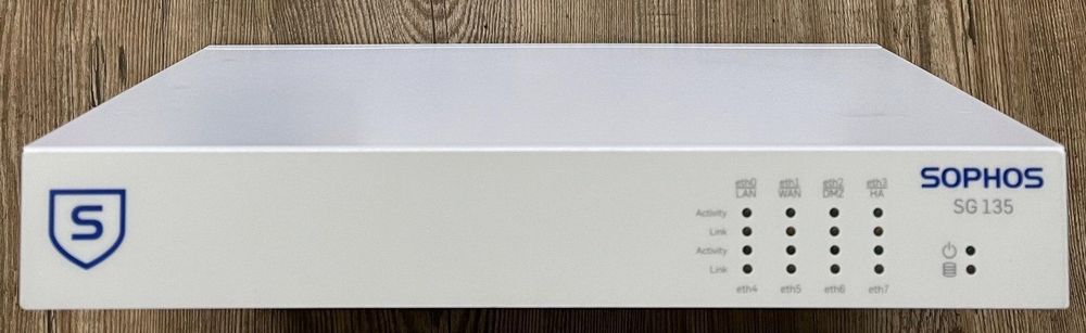 Sophos SG 135 Firewall (Gebraucht) in Hitzkirch für CHF 200 – mit ...
