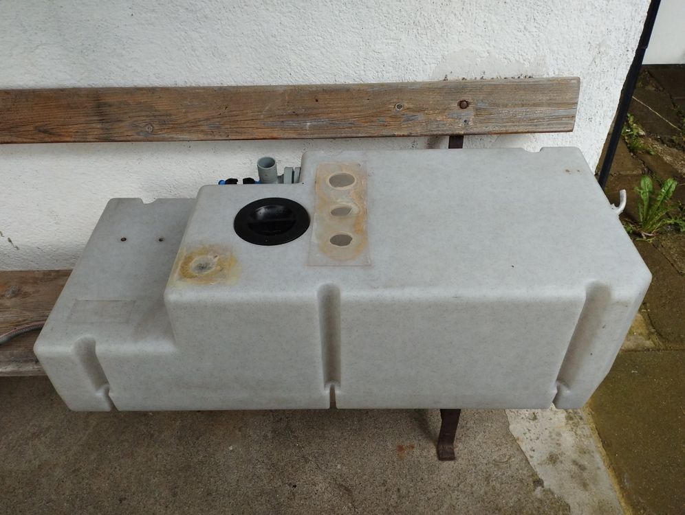 Frischwassertank Wassertank (Gebraucht) in Buochs für CHF 10 – nur ...