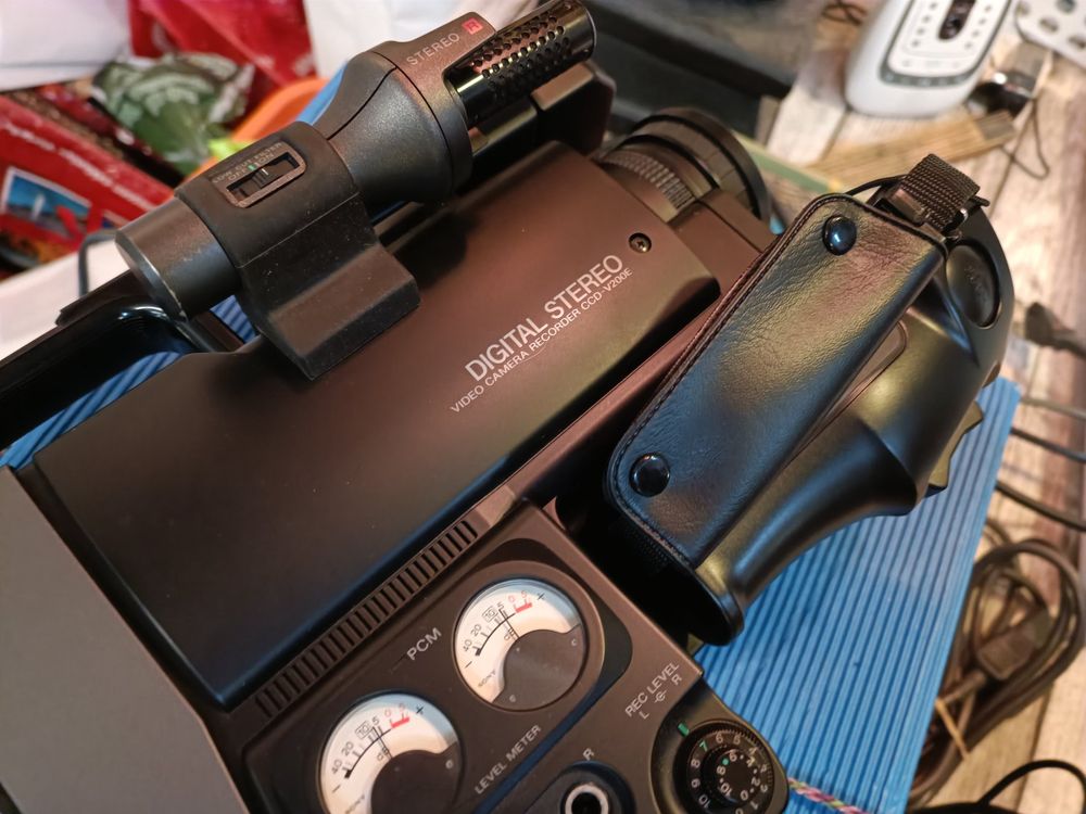 Video8 Sony CCD-V200E Kamera Abspielgerät (Gebraucht) in Zofingen für ...