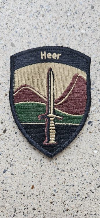 Badge Heer mit Klett *** (Neu und originalverpackt) in Riedholz für CHF ...