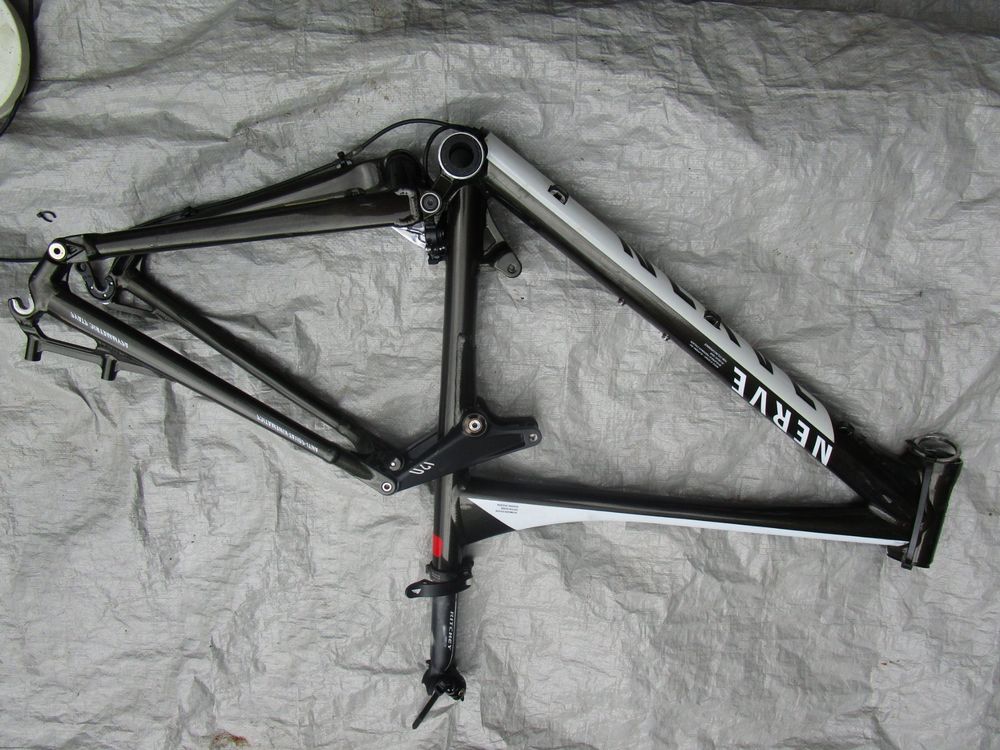 Alu Fully CANYON NERVE Rahmen Gr M f.26" 3142g (Gebraucht) in Ottikon für CHF 70 – mit Lieferung ...