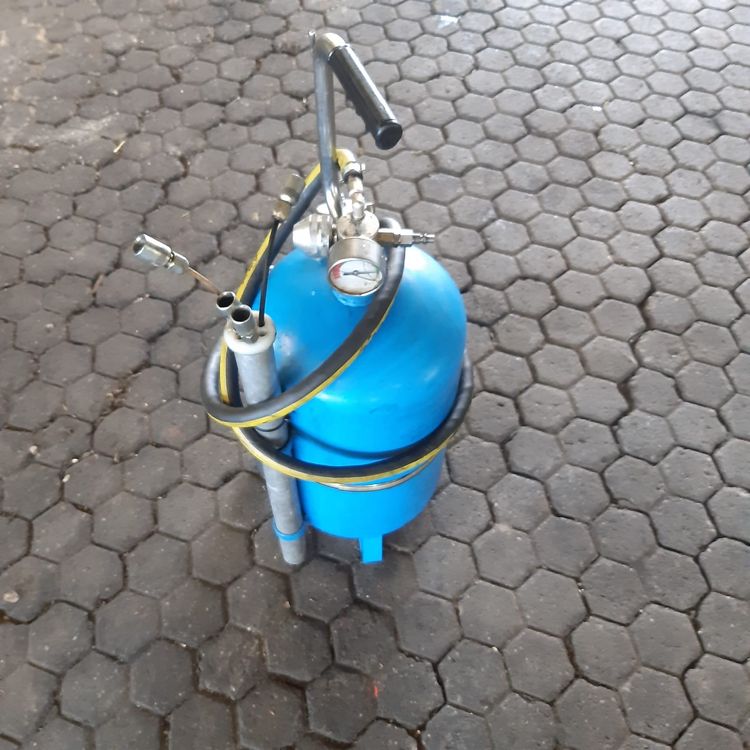 Motoren - Öl - Absauger / Absauggerät (Gebraucht) in Neudorf für CHF ...