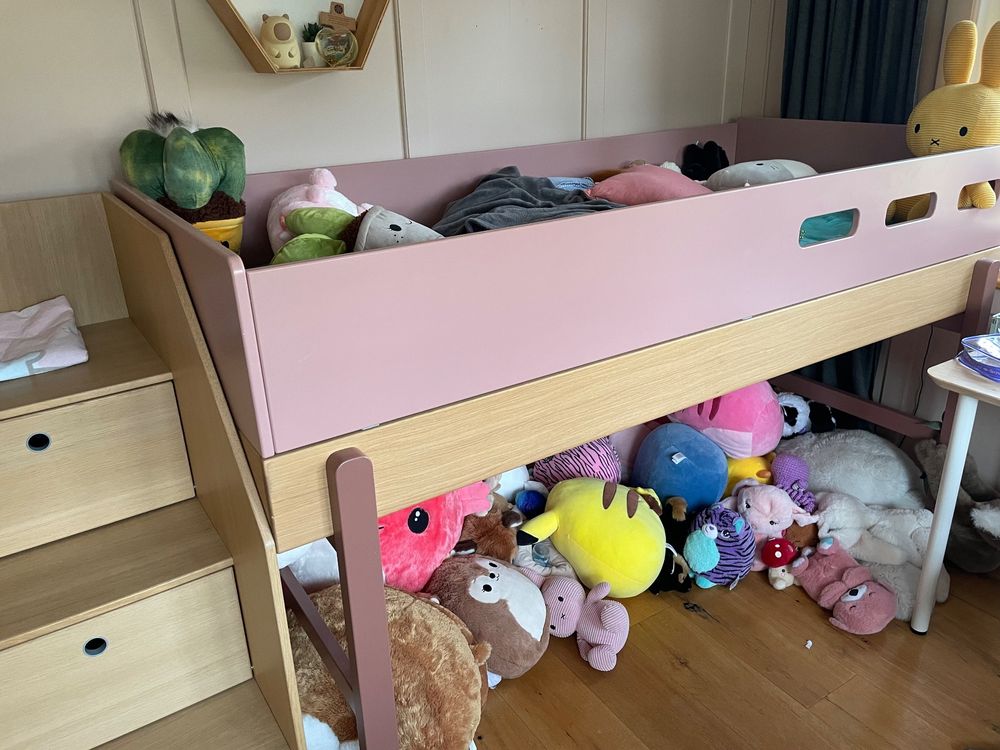 Wunderschönes Halbhochbett Flexa mit Treppe zu verkaufen (Gebraucht) in Trogen für CHF 800 – nur ...