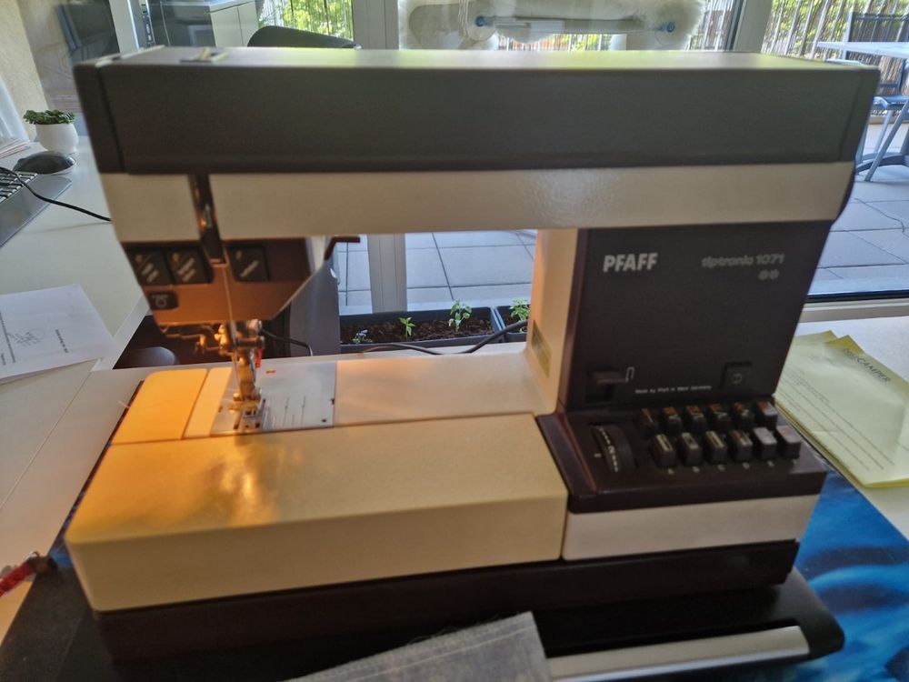 Pfaff Nähmaschine Tiptronic 1071 (Gebraucht) in Sursee für CHF 73.95 ...