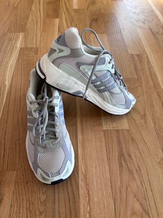 Adidas Pro Moderator. Neu! Gr. 39 | Kaufen auf Ricardo