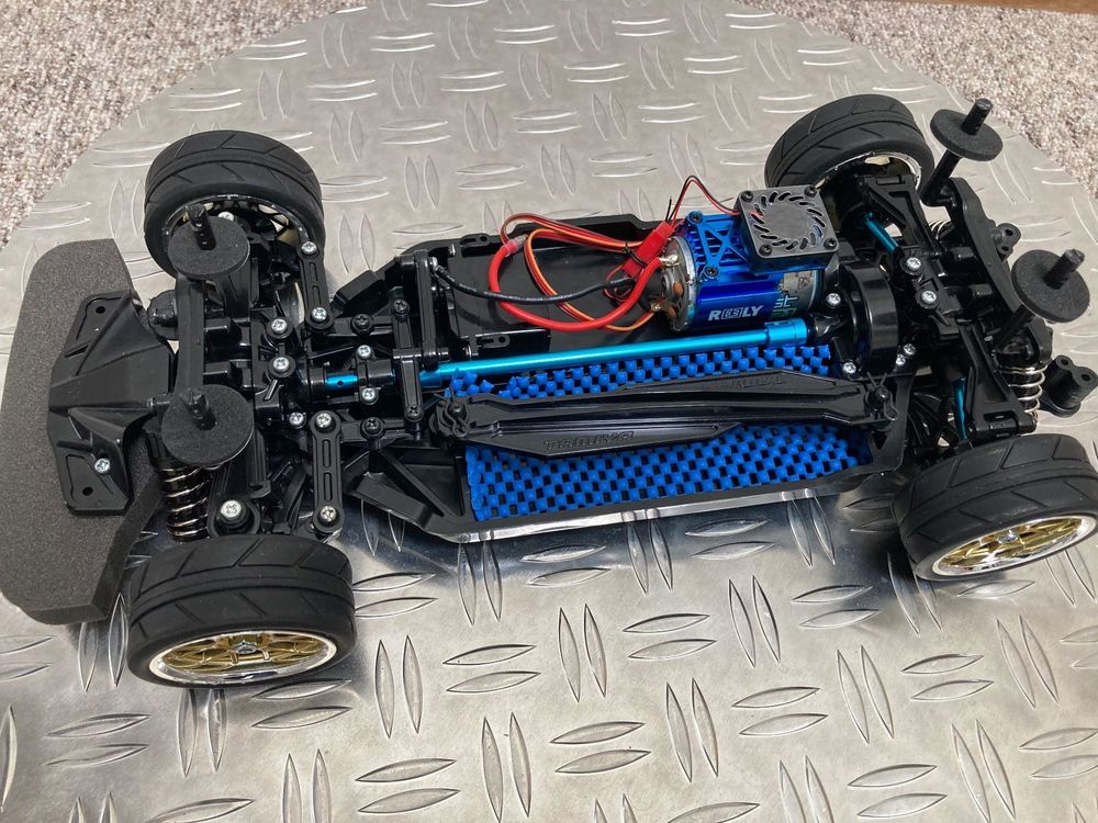 Tamiya TT-02 Chassis & Karosserie «Race Corvette Rot» NEU! (Neu (gemäss ...