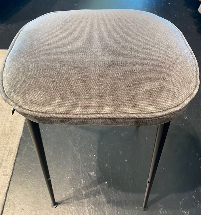 ZU VERSCHENKEN: Barhocker in Stoff Grau ABHOLUNG IN ZÜRICH (Gebraucht) in Bern für CHF 0.05 ...