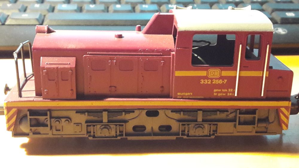 LIMA DB 332 256-7, Diesellok, rot, DC analog | Kaufen auf Ricardo