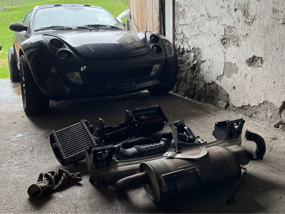 SMART ROADSTER 82 PS SCHWARZ 2003 (Defekt) in Thun für CHF 1250 – nur Abholung auf Ricardo kaufen