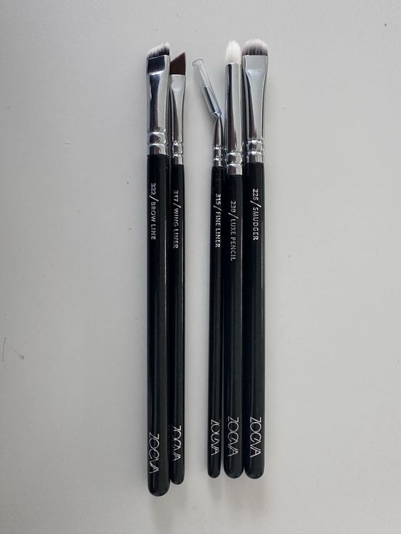 ZOEVA Eye Brushes (Neu (gemäss Beschreibung)) in Bülach für CHF 30 ...