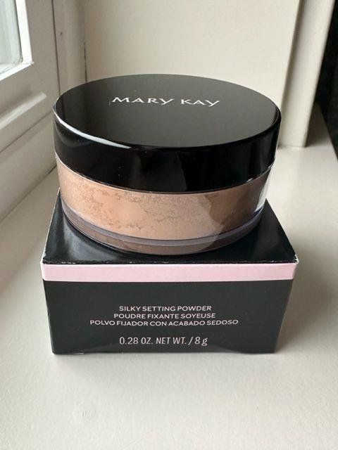 Mary Kay Silky Setting Powder / Light Bronze (matt) / NEU (Neu und ...