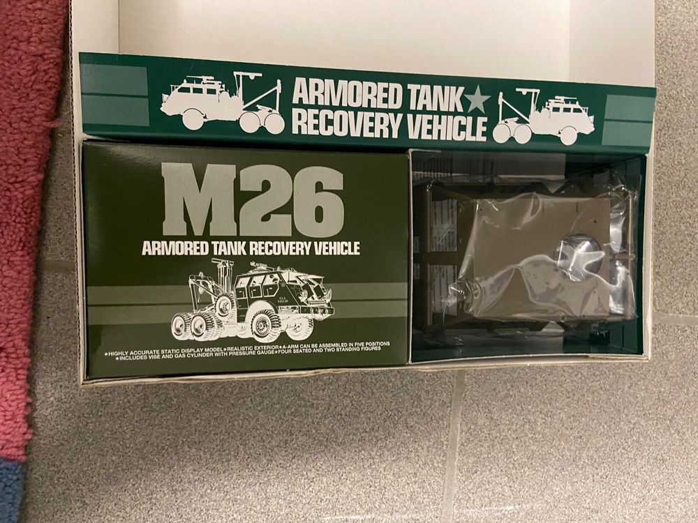 US ARMY M26 Armored Tank Recovery Vehicles (Neu und originalverpackt) in Bellinzona für CHF 99 ...