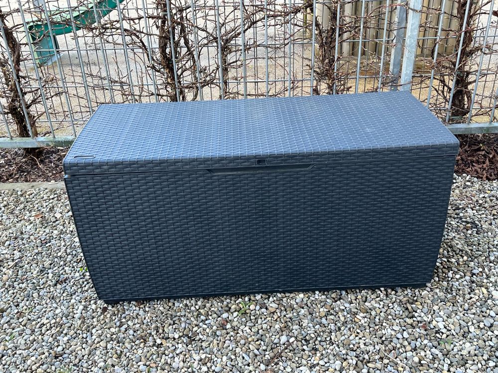 Grosse Gartenbox, Aufbewahrungsbox, wetterfest, Braun-Grau (Gebraucht) in Seewen SZ für CHF 14. ...