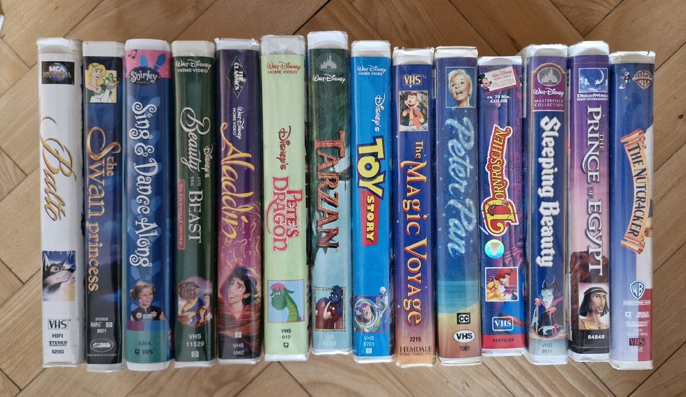 12 Disney VHS Klassiker | Kaufen auf Ricardo