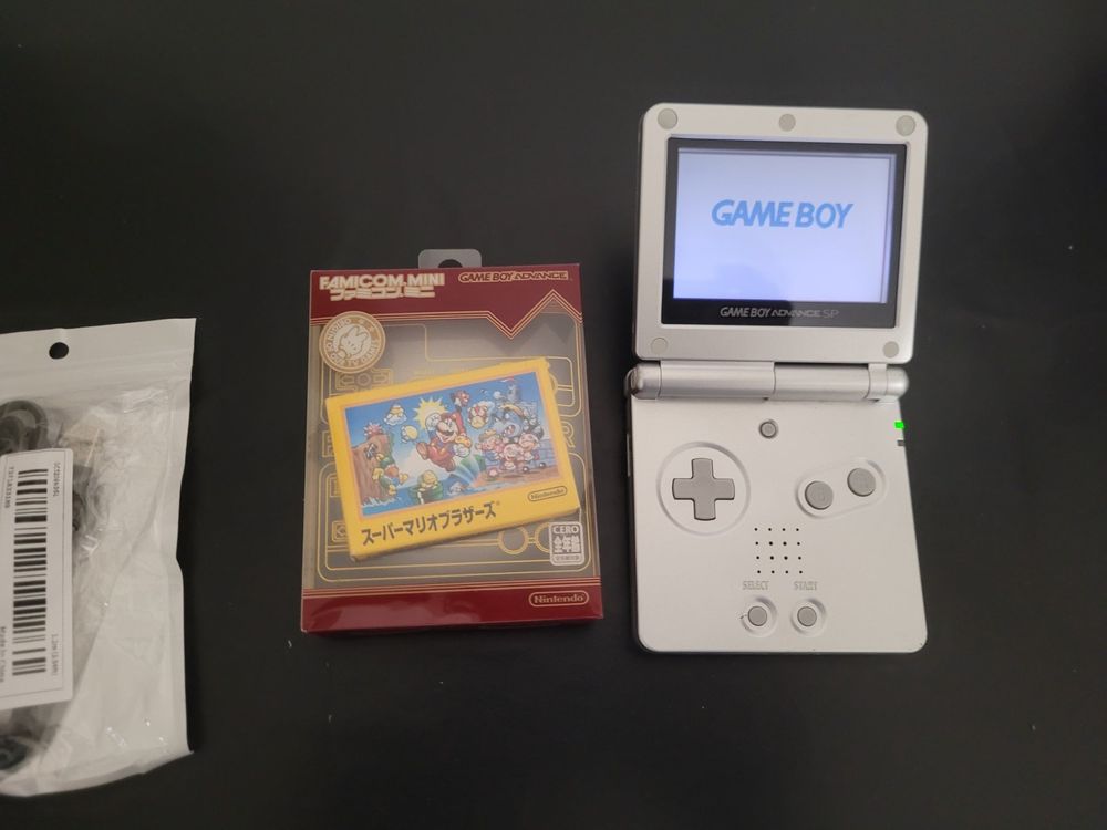 Gameboy advance SP Silver + Super Mario bros | Kaufen auf Ricardo