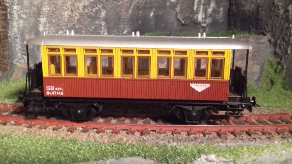 Kleinbahn 370 Personenwagen braun/gelb | Kaufen auf Ricardo