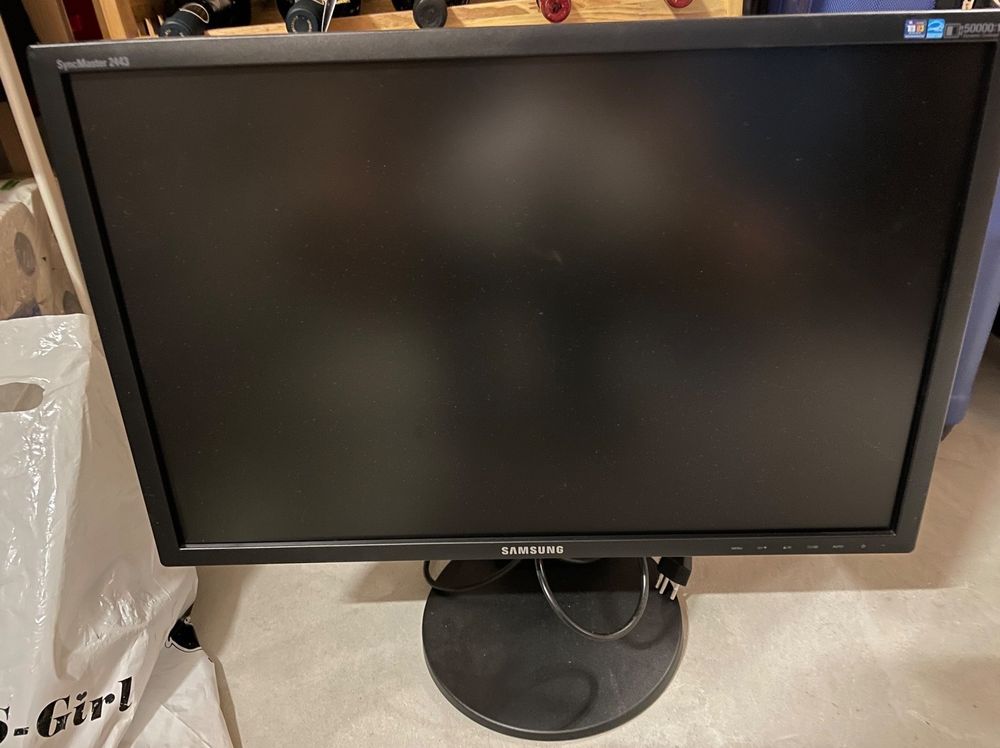 Samsung SyncMaster 2443 24” (Gebraucht) in Zürich für CHF 2 – nur ...
